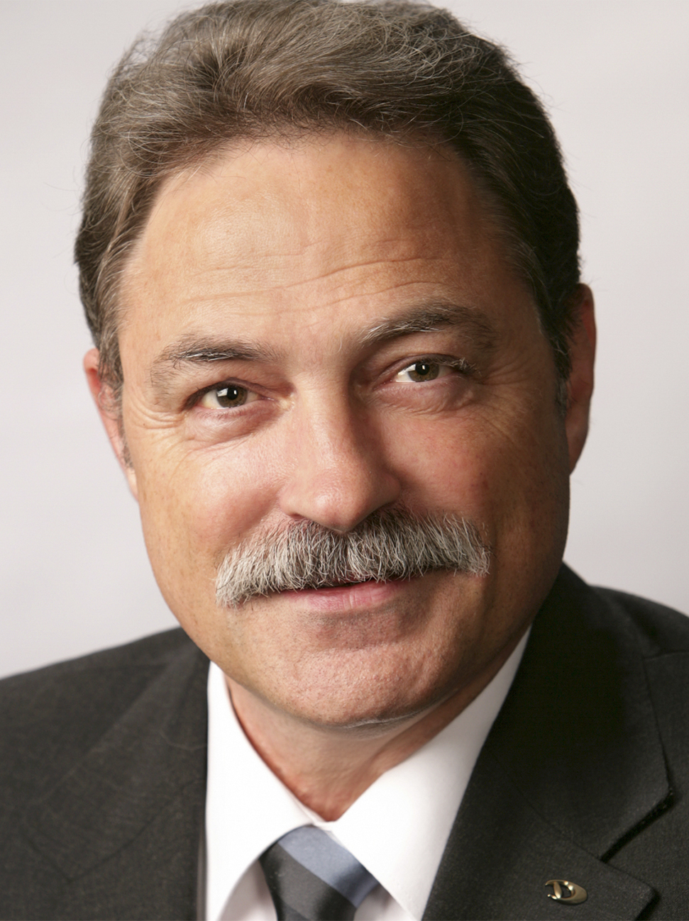 Dallmeier Panomera® cameras now with remote-controlled "privacy curtain ...