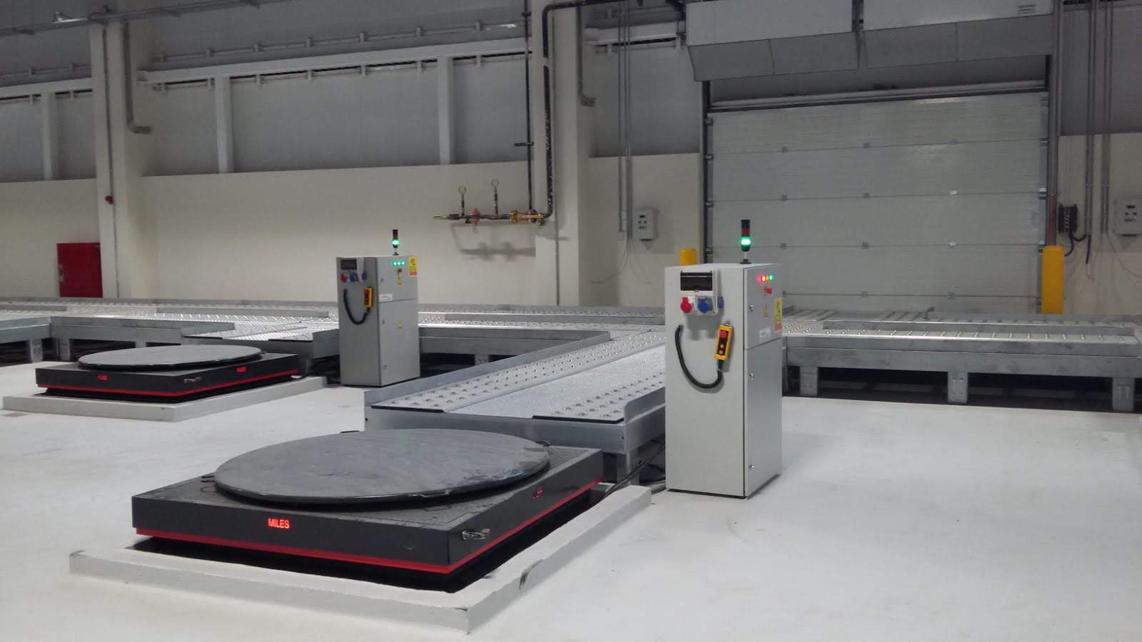 miles gse ULD Maintenance Platform Lift 2 - Airport Suppliers