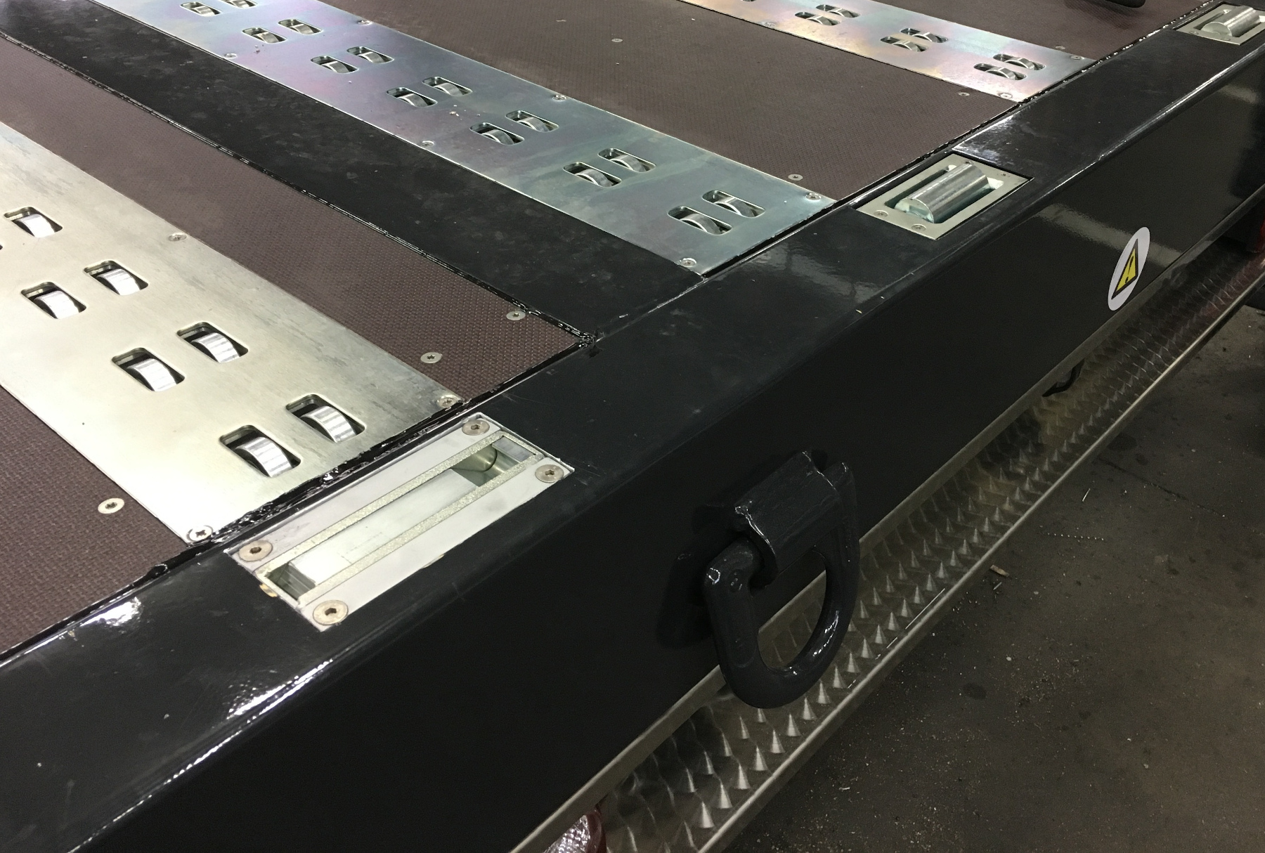 Moveco Rollertrack - primary image2 - Airport Suppliers