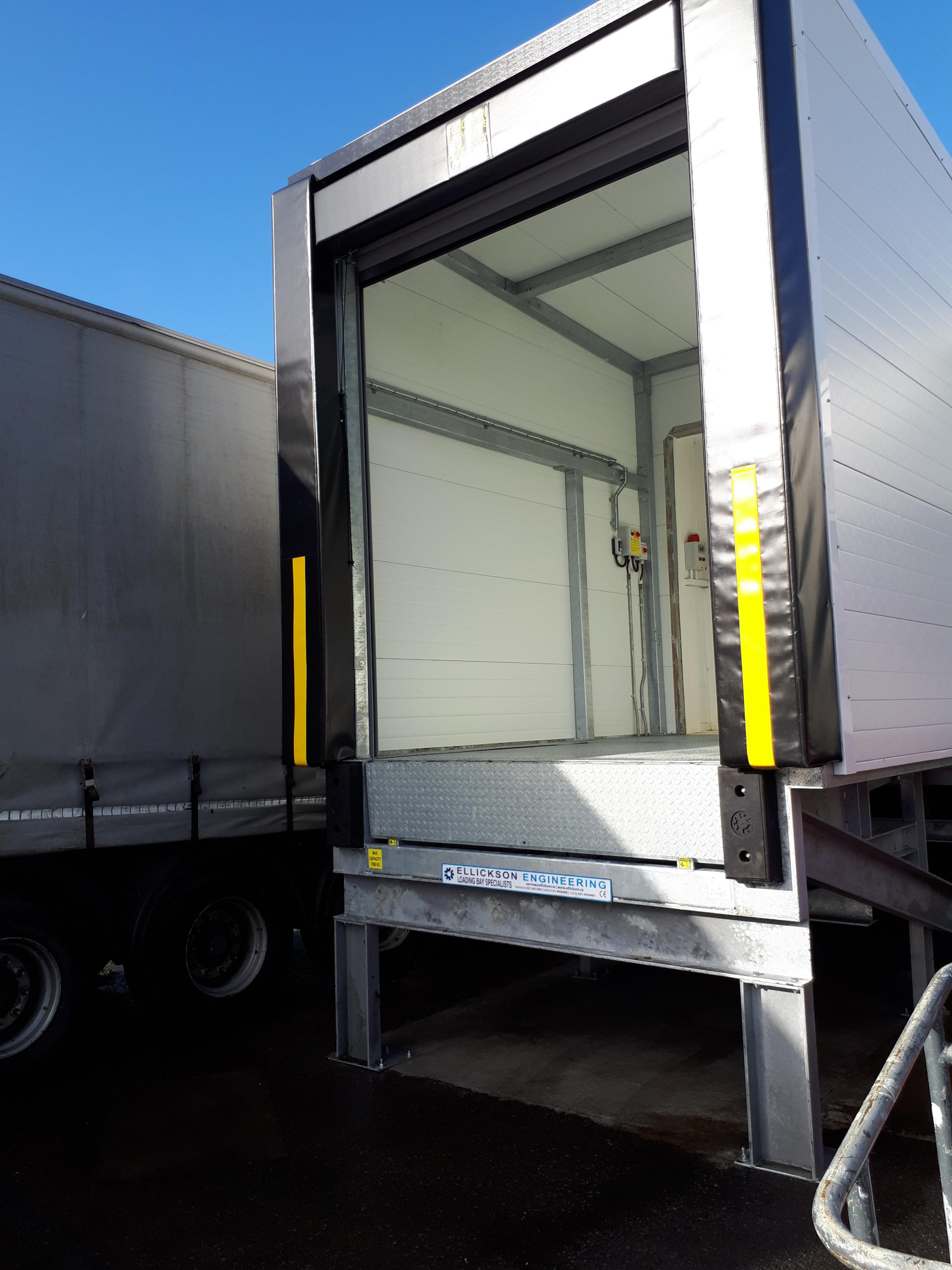 Loading Dock Pods – Portable cold storage - Airport Suppliers