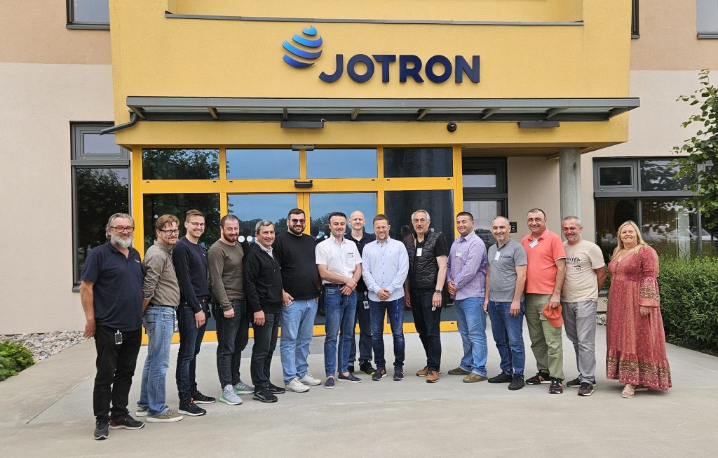 Jotron supplies ATC radio systems for Georgian air space